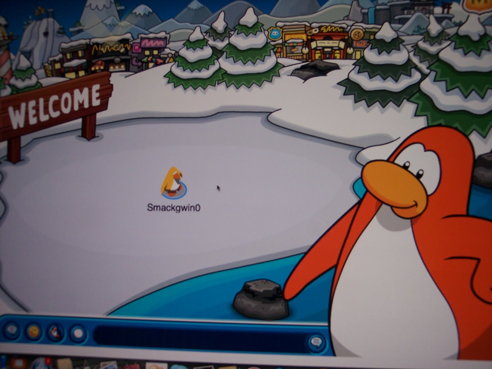 Smackgwin's Club Penguin Status: Walkthrough for new penguin tutorial!