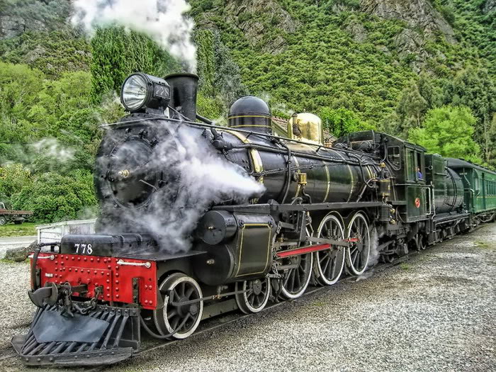 15 Beautiful Steam Train Photos - Wallpapers Collection