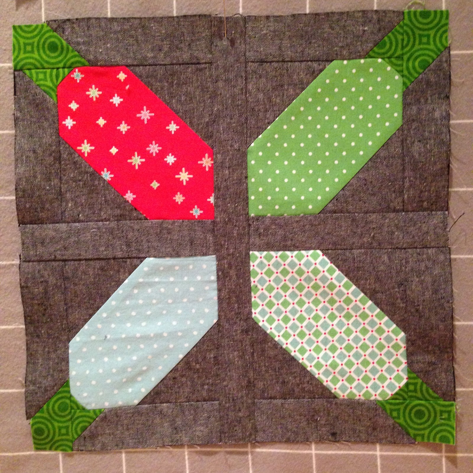 The Cozy Quilter: Christmas Lights and a Tree