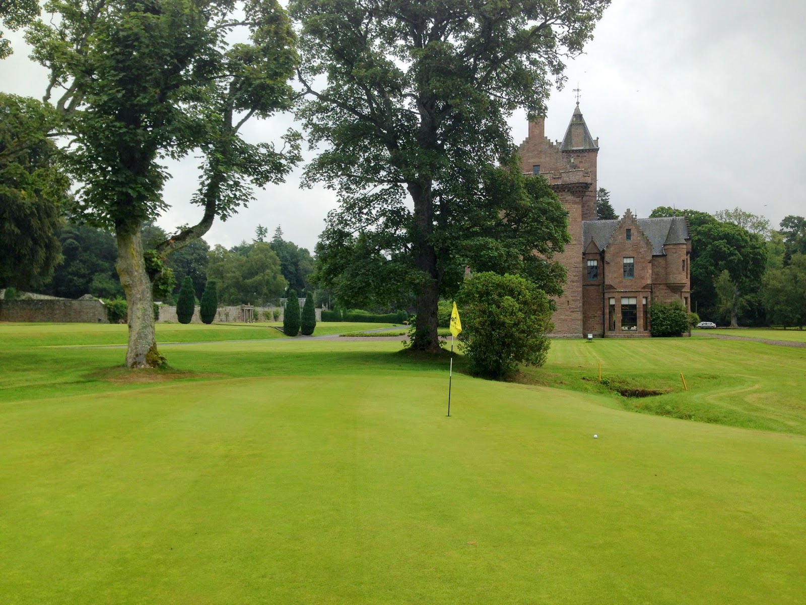 Scottish golf courses - all of them: Guthrie Castle Golf Course ...