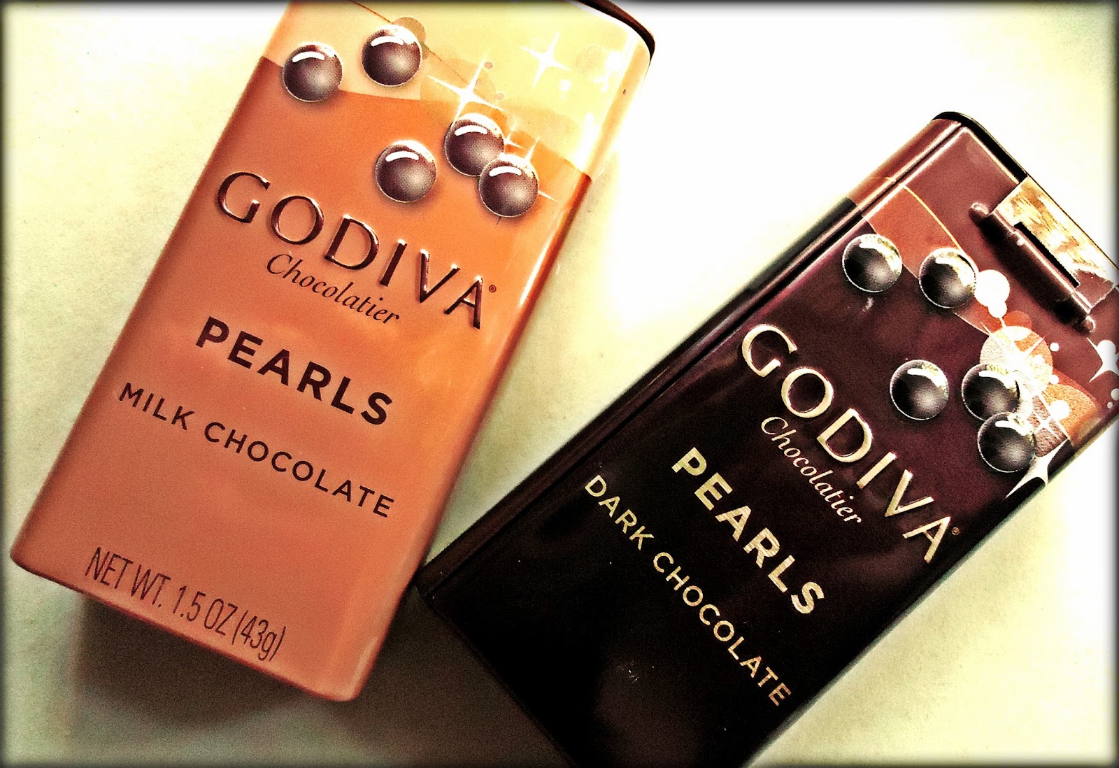 Chocosophy: Godiva milk and dark chocolate pearls