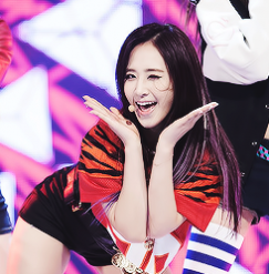Yuri Swag Wallpaper | SNSD Artistic Gallery