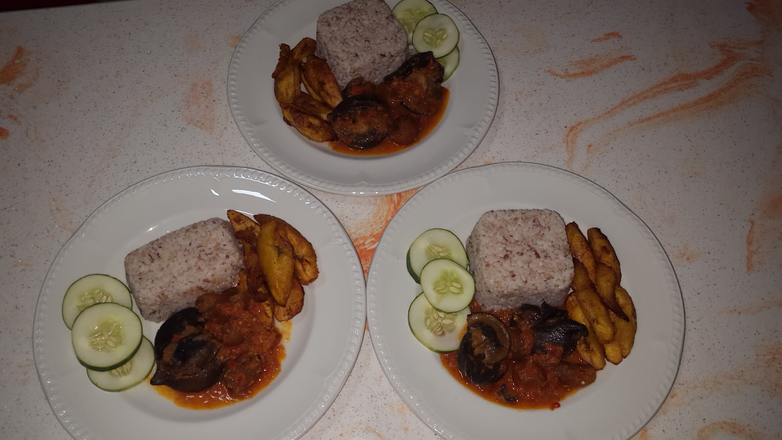 Habbies CookBook: Ofada Rice and Snail Stew