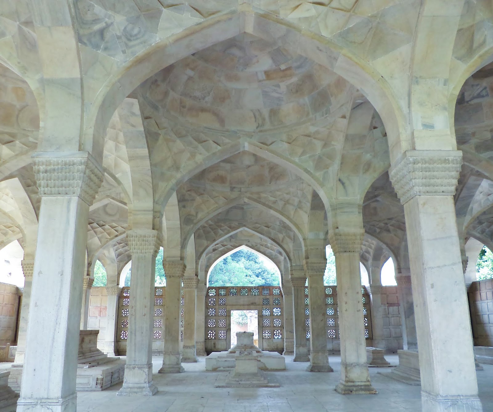 Chausath Khamba : Tomb of Mirza Aziz Koka