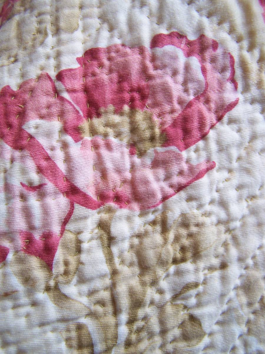 THE ANTIQUE LINEN CUPBOARD: Durham quilts