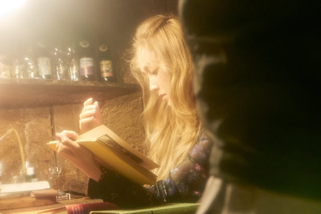 See the behind the scene pictures from Jessica's 'Wonderland' MV ...