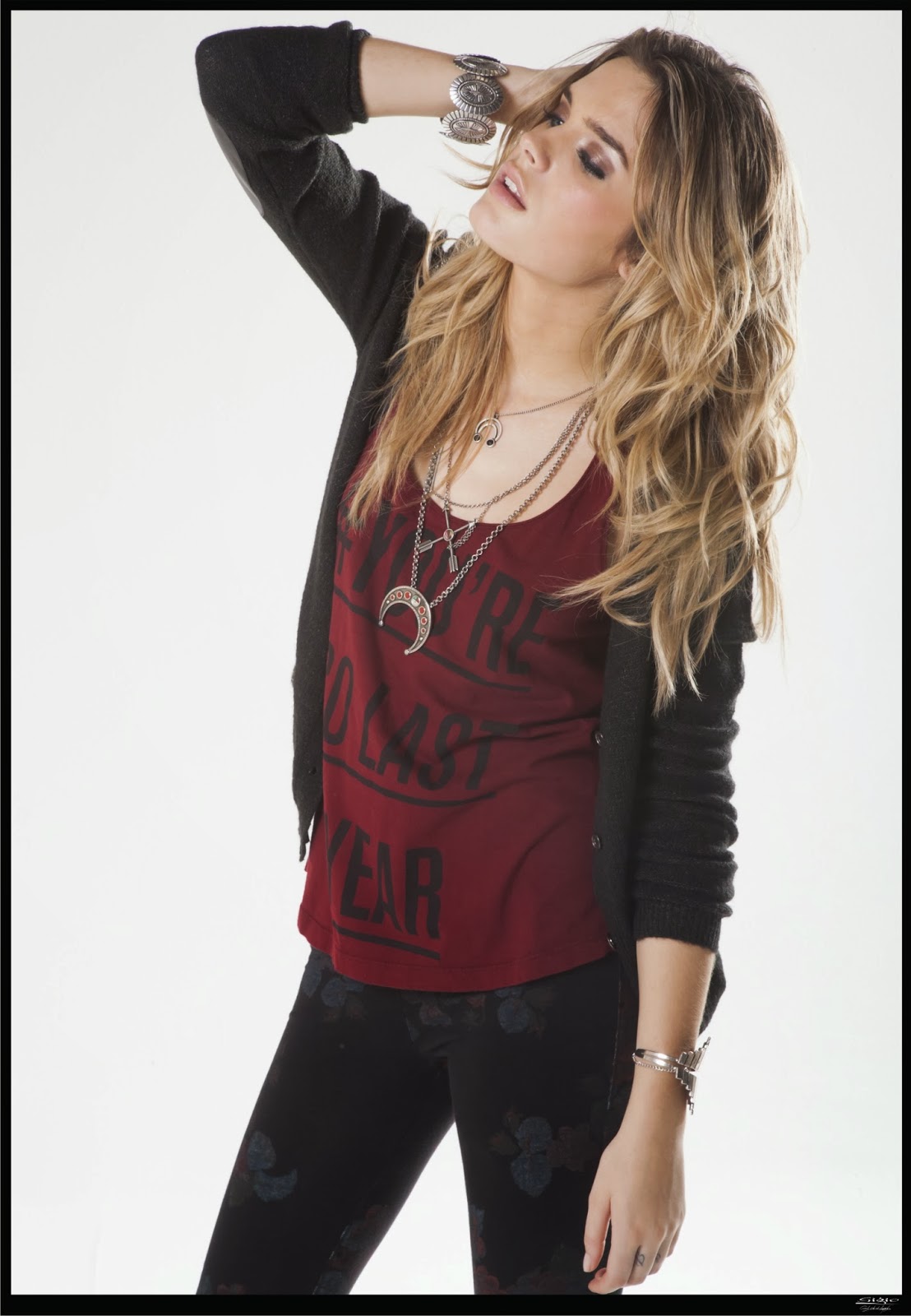 z00m + Art + 5 Gigio: LOOKBOOK. PRODUCCIÓN TNS. COLOR. Modelo. Chloe ...