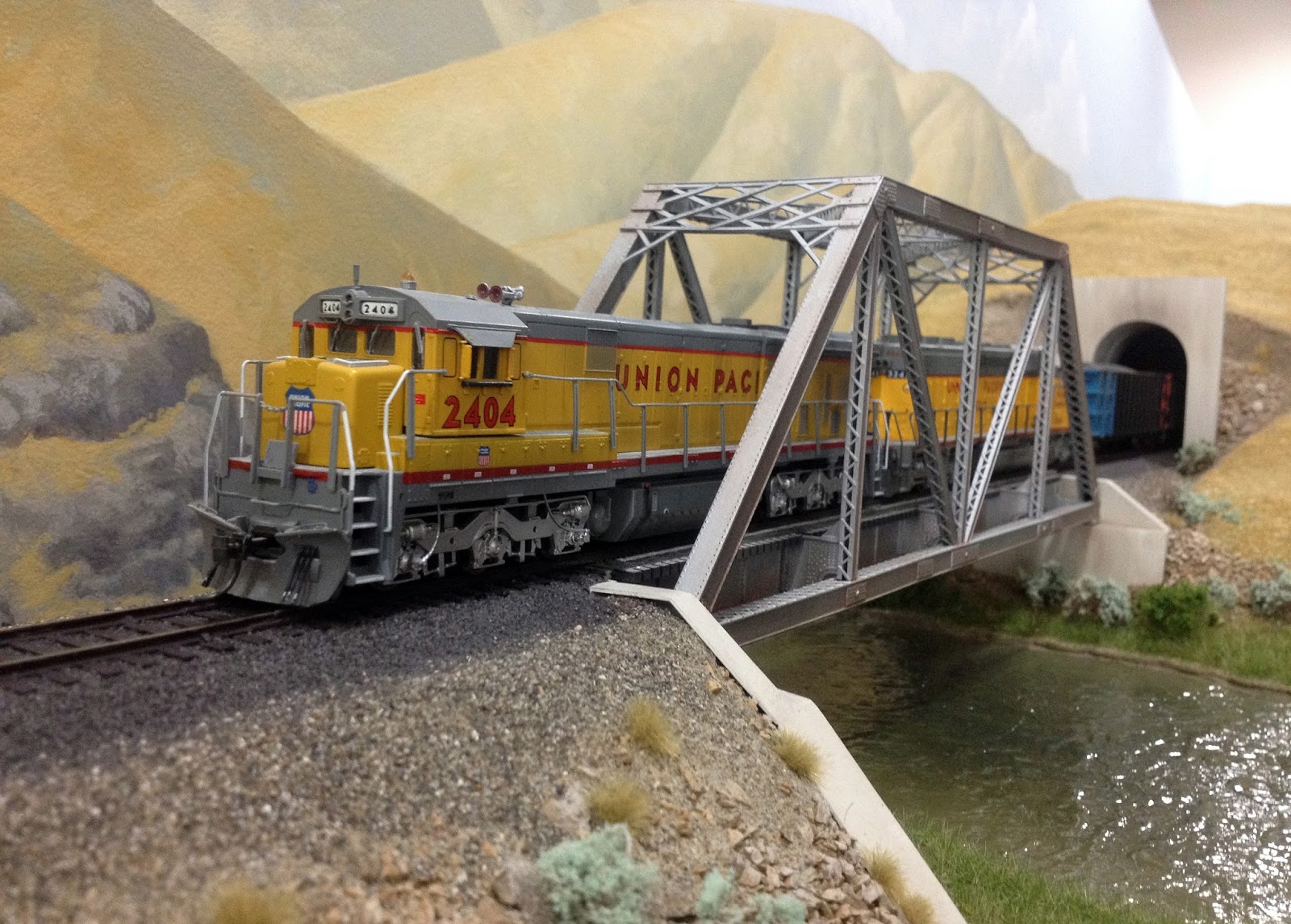 USMRR Aquia Line and other Model Railroad Adventures: Dog Days of Summer