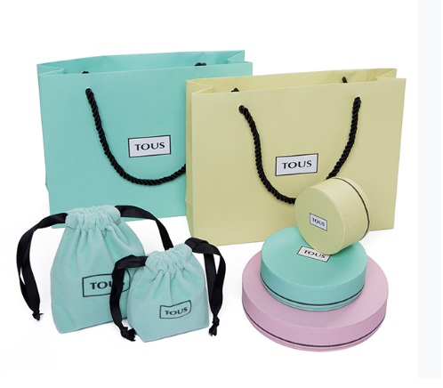 TOUS Jewelry boxes and Jewelry pouches packaging Classic.