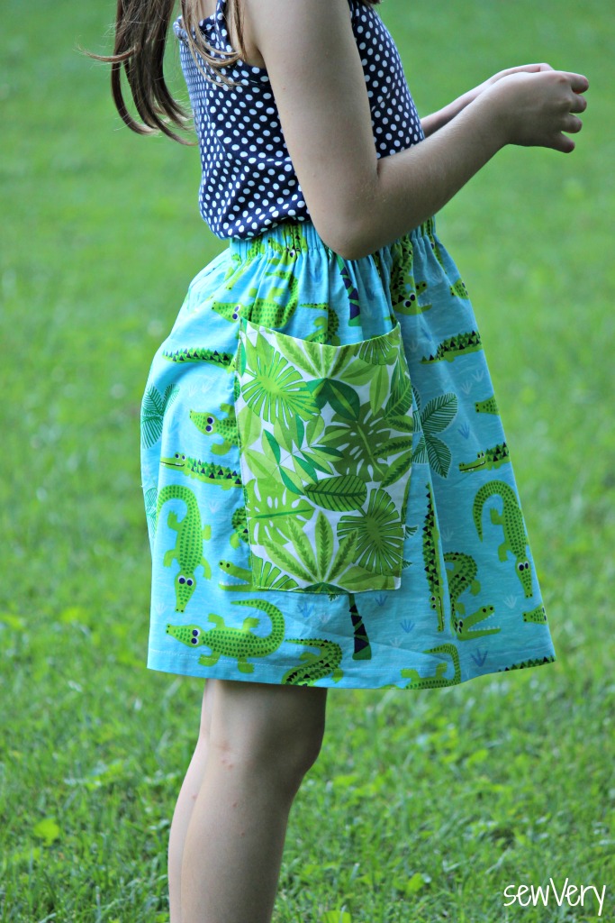 sewVery: How to Sew a Bucket Pocket