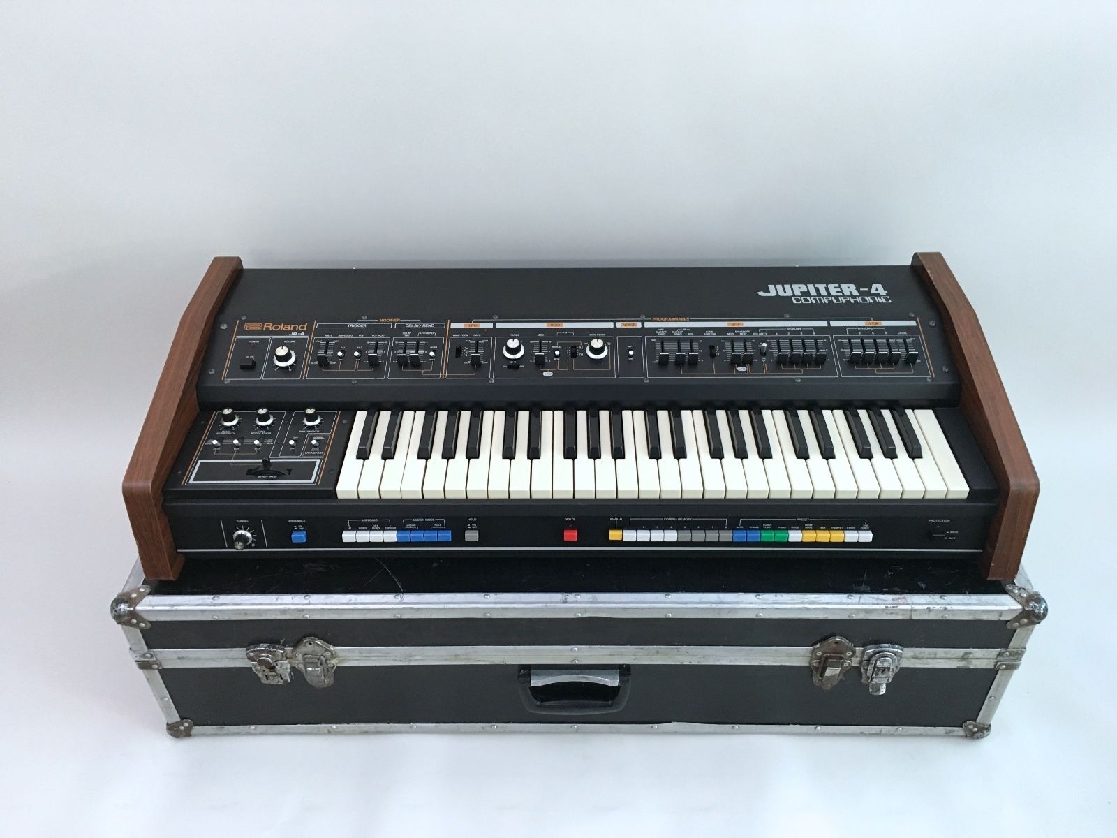 MATRIXSYNTH: ROLAND JUPITER 4 Synthesizer SN 983293