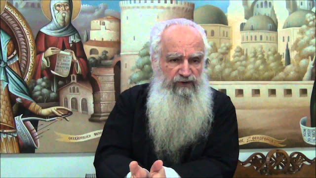 «Ανταρτικο» στην Θεσσαλονικη: Και ο π. Θεοδωρος Ζησης διεκοψε το ...