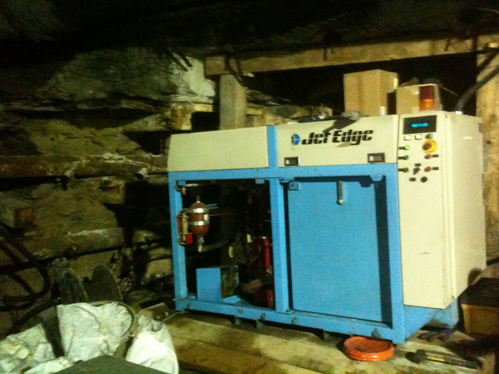 Water Jet Machines by Jet Edge: Water Jet Systems Ideal for Mining ...