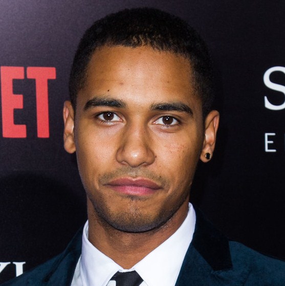 Hall Stars Wall: Elliot Knight