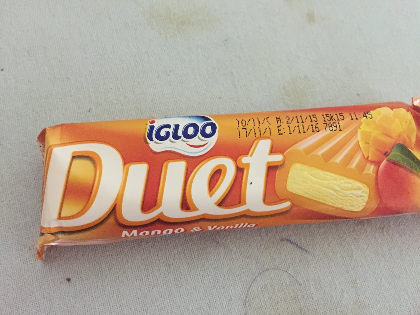 Igloo DUET Mango and vanilla ice cream