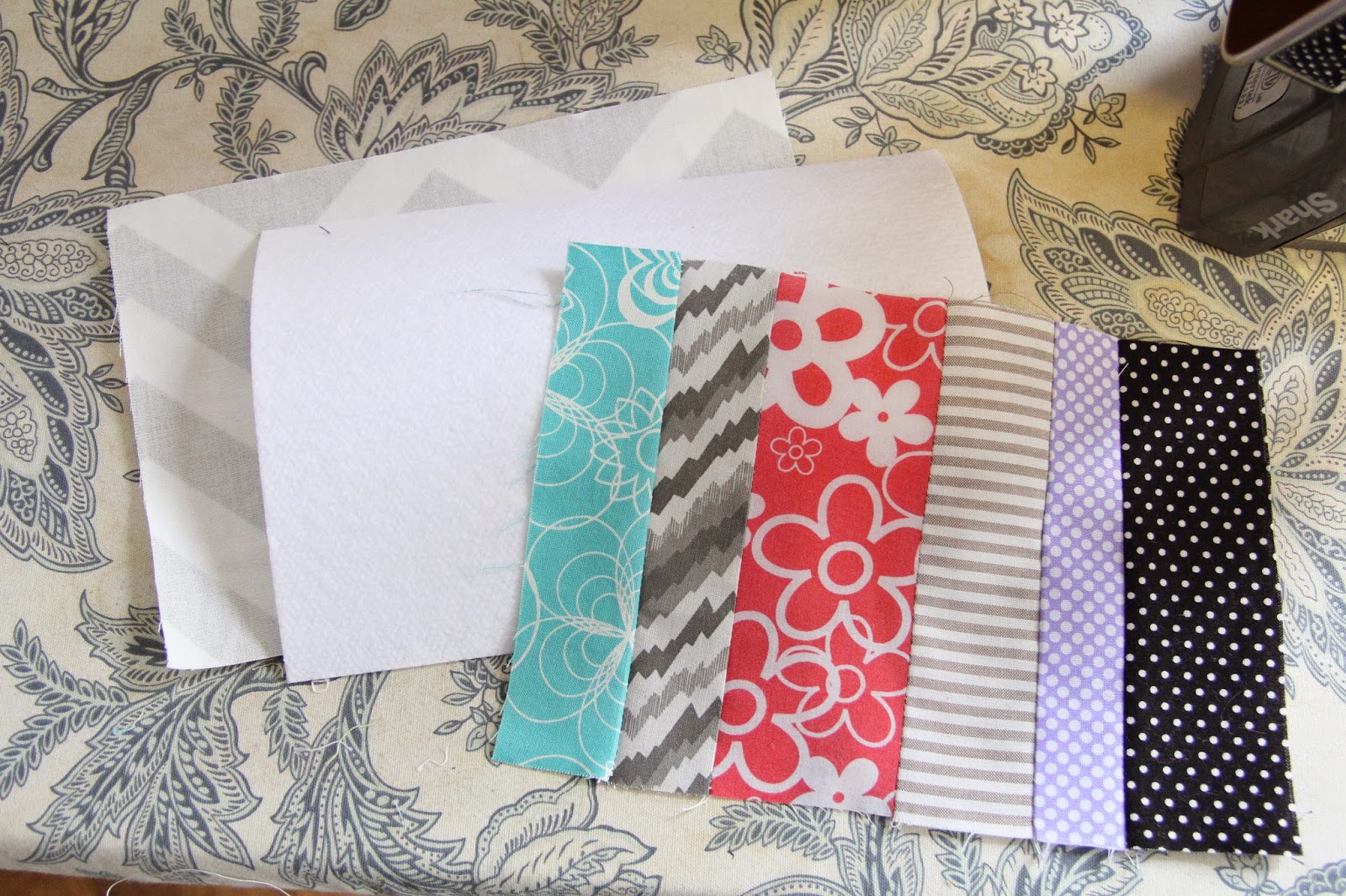 No Ordinary Sparrow: Mug Rug Tutorial