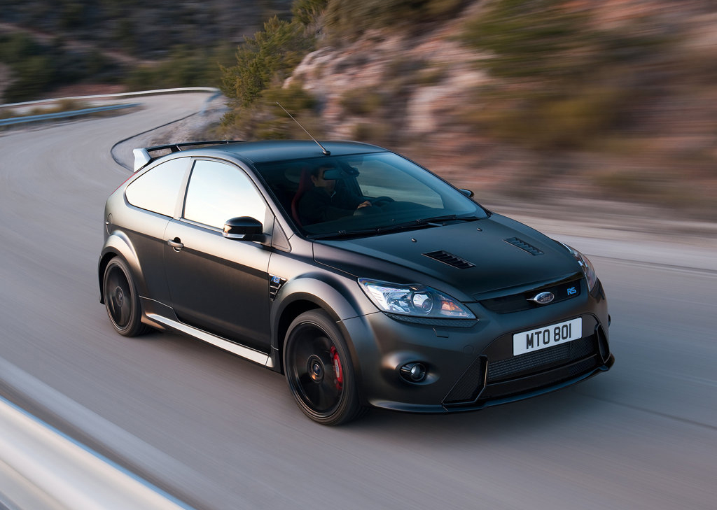 Luxurious Sports Car: Ford Focus RS500 Wallpapers: