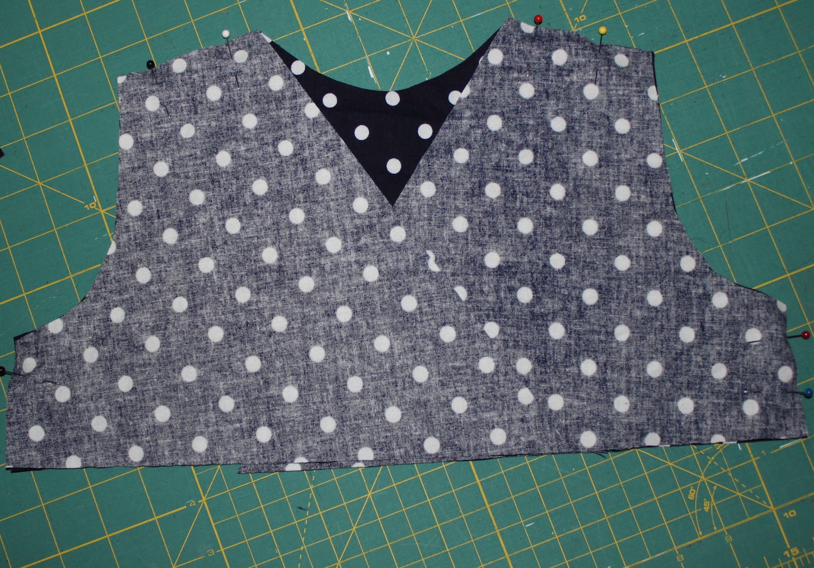 sew easy being green: Pop POP Preppy Top Tutorial