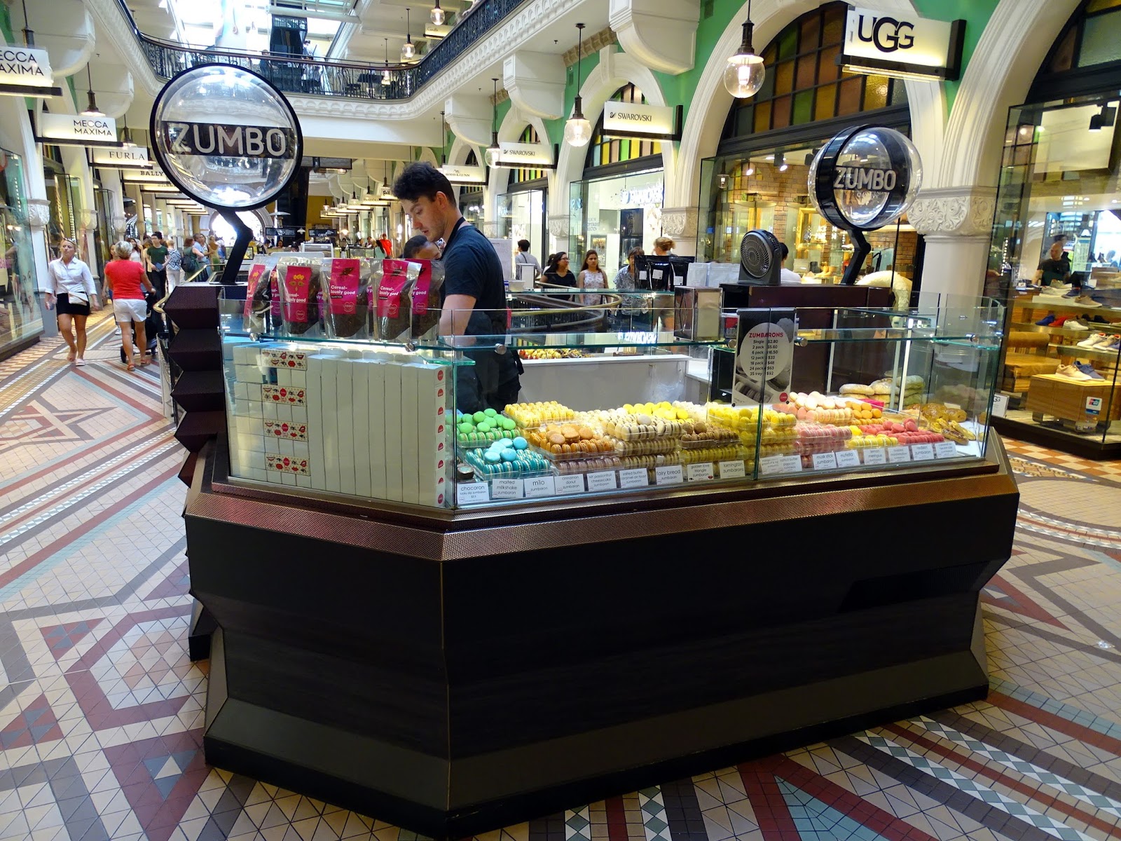 Zumbo Pâtisserie (Sydney, AUSTRALIA) ★★★☆☆ | A traveling foodie's ...