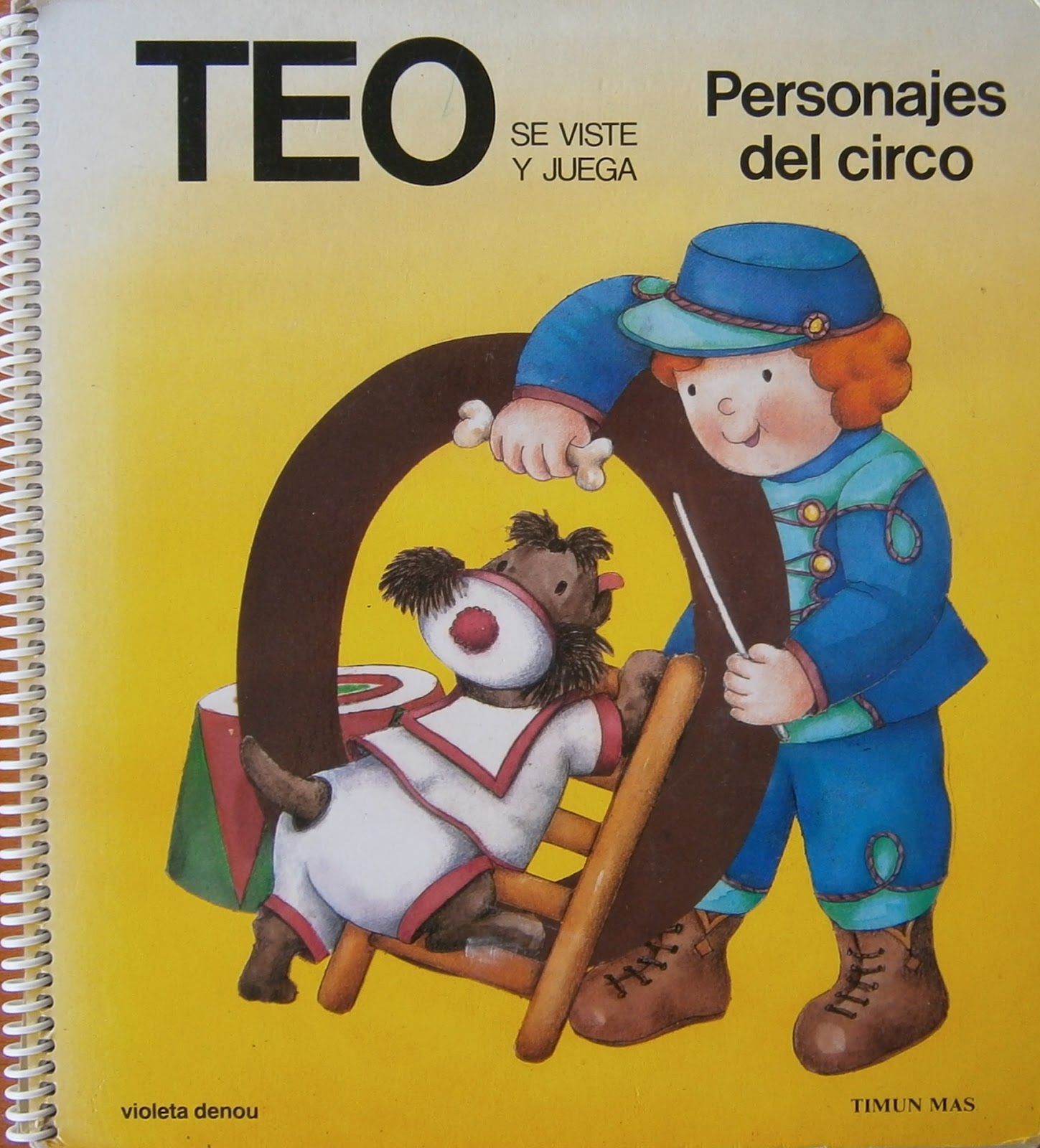LA CLASE DE MIREN: mis experiencias en el aula: TEO SE VISTE Y JUEGA