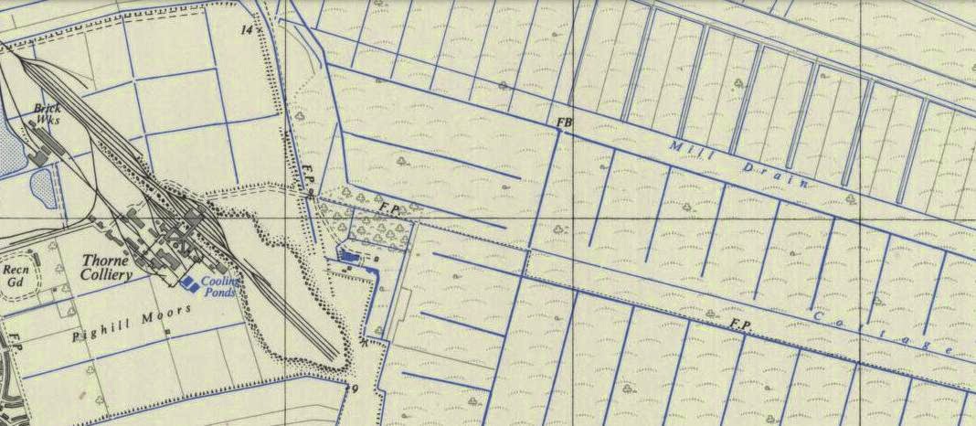 Climbin' Ovver: Afternoon walk: Thorne Moors