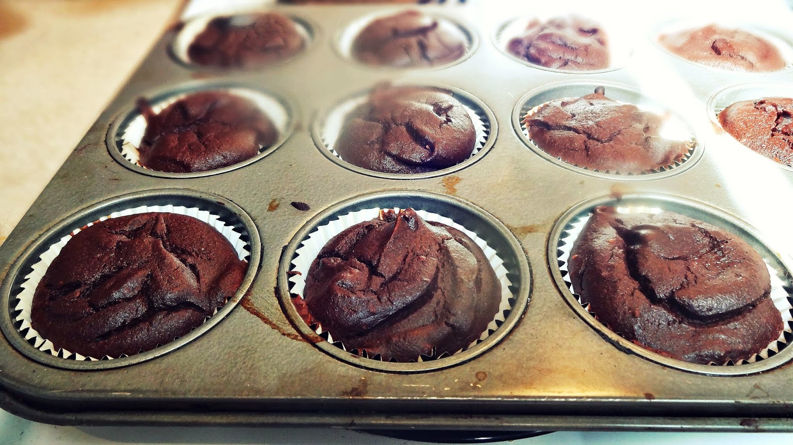 Frosty Fudgecakes with PB-Fudge Frosting! - BAKING BACKWARDS