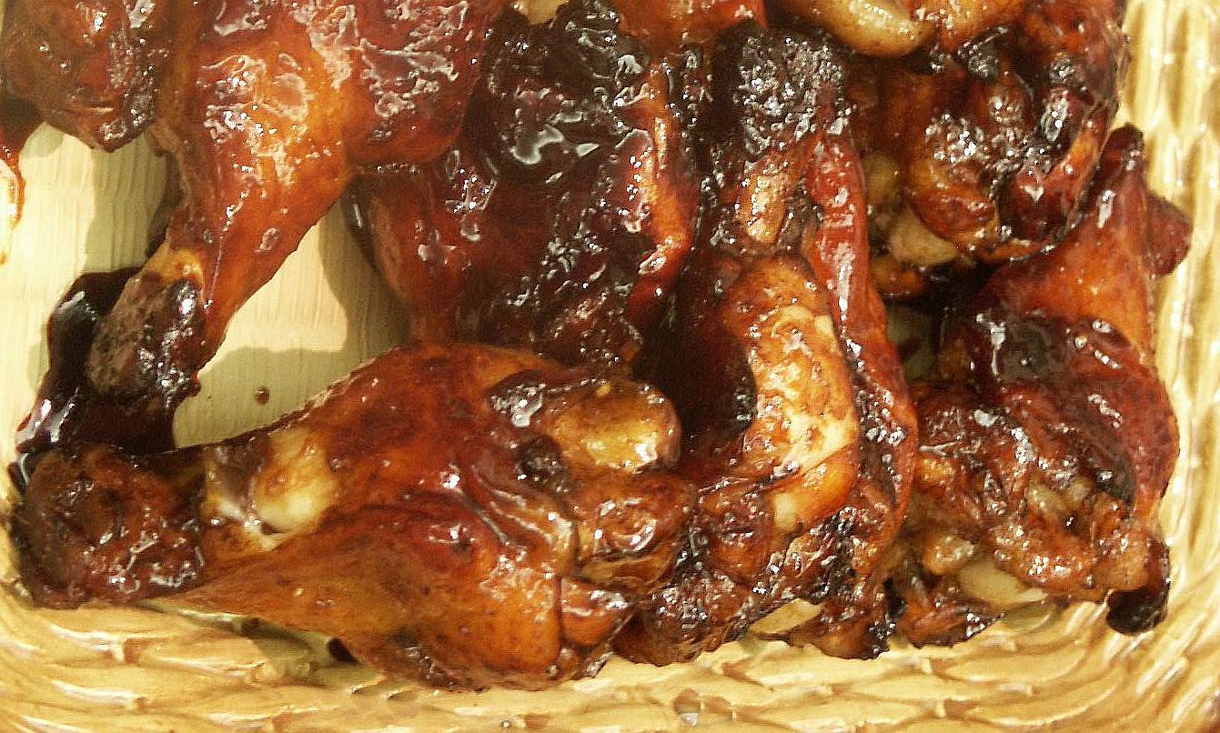 Moveable Feasts: Chuck's Chicken Wings