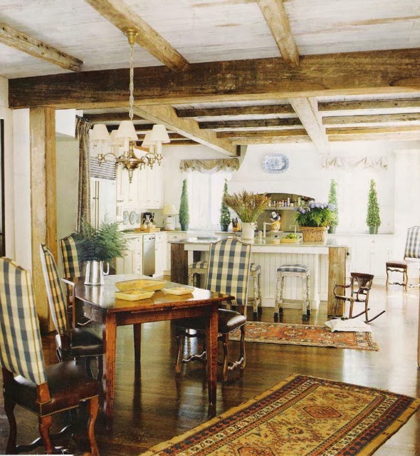 TARA DILLARD: Interior Design: Dan Carithers