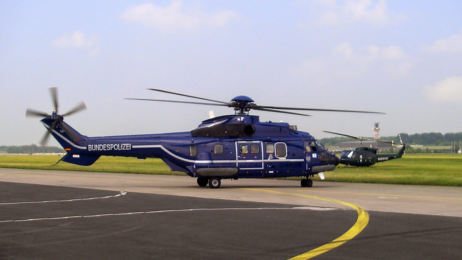 Helicopter Charter ( Sewa Helikopter) - Endro Aero-charter