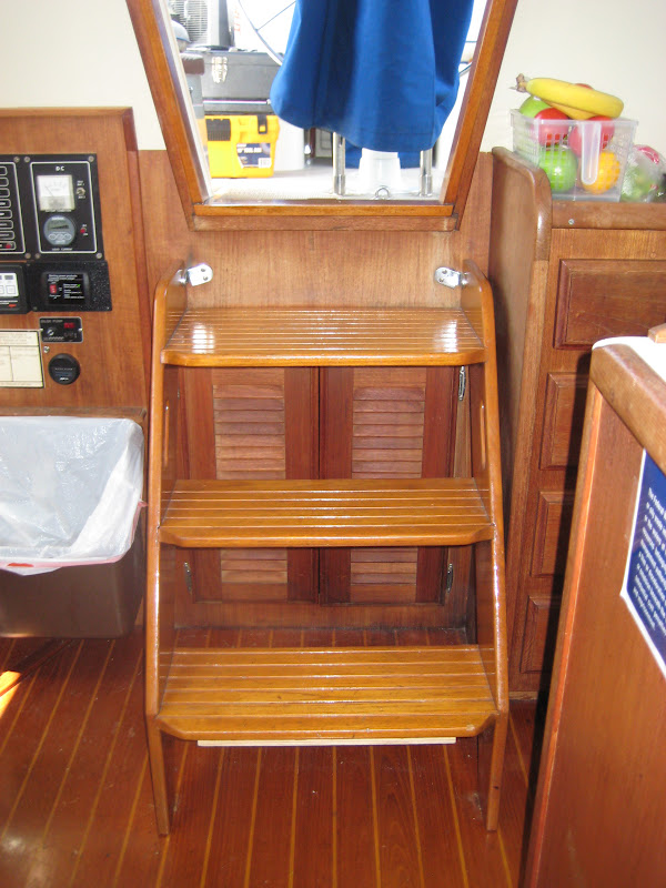 The Circe Chronicles: Companionway Upgrade.