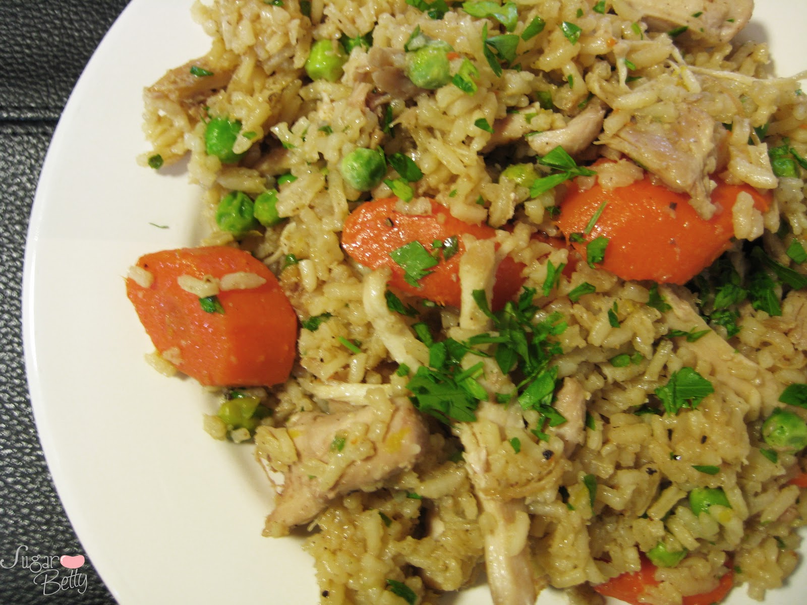 Sugar.Betty: Classic Chicken and Rice with Carrots and Peas
