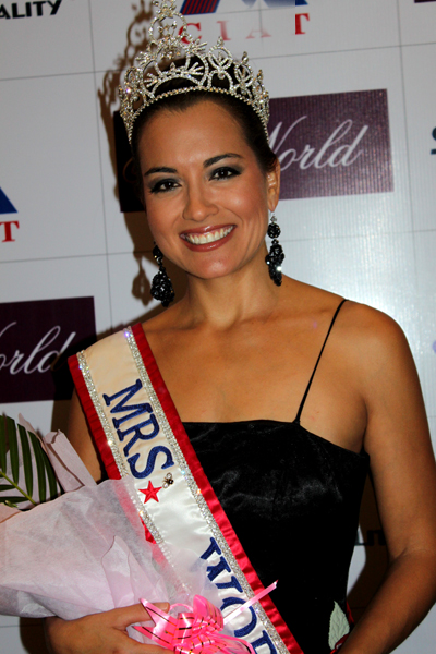 The Write Step: April Lufriu, Mrs. World 2012, Mrs. America 2011