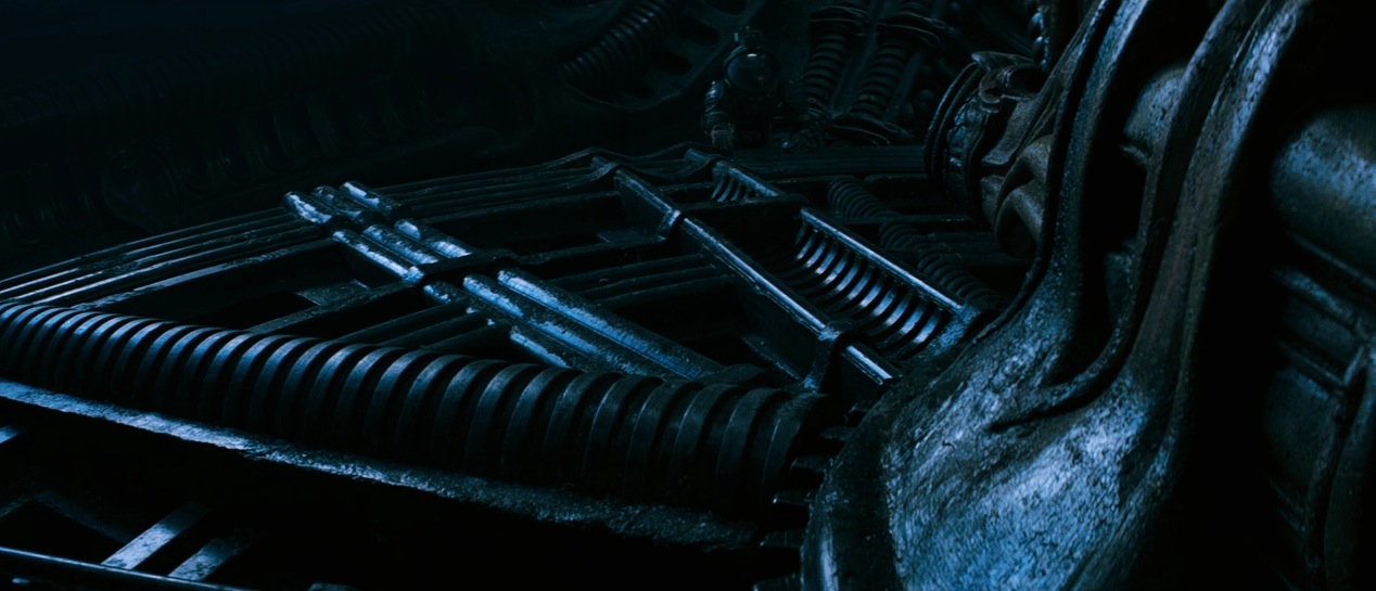 The Single-Minded Movie Blog: Alien vs. Prometheus: A Visual Comparison