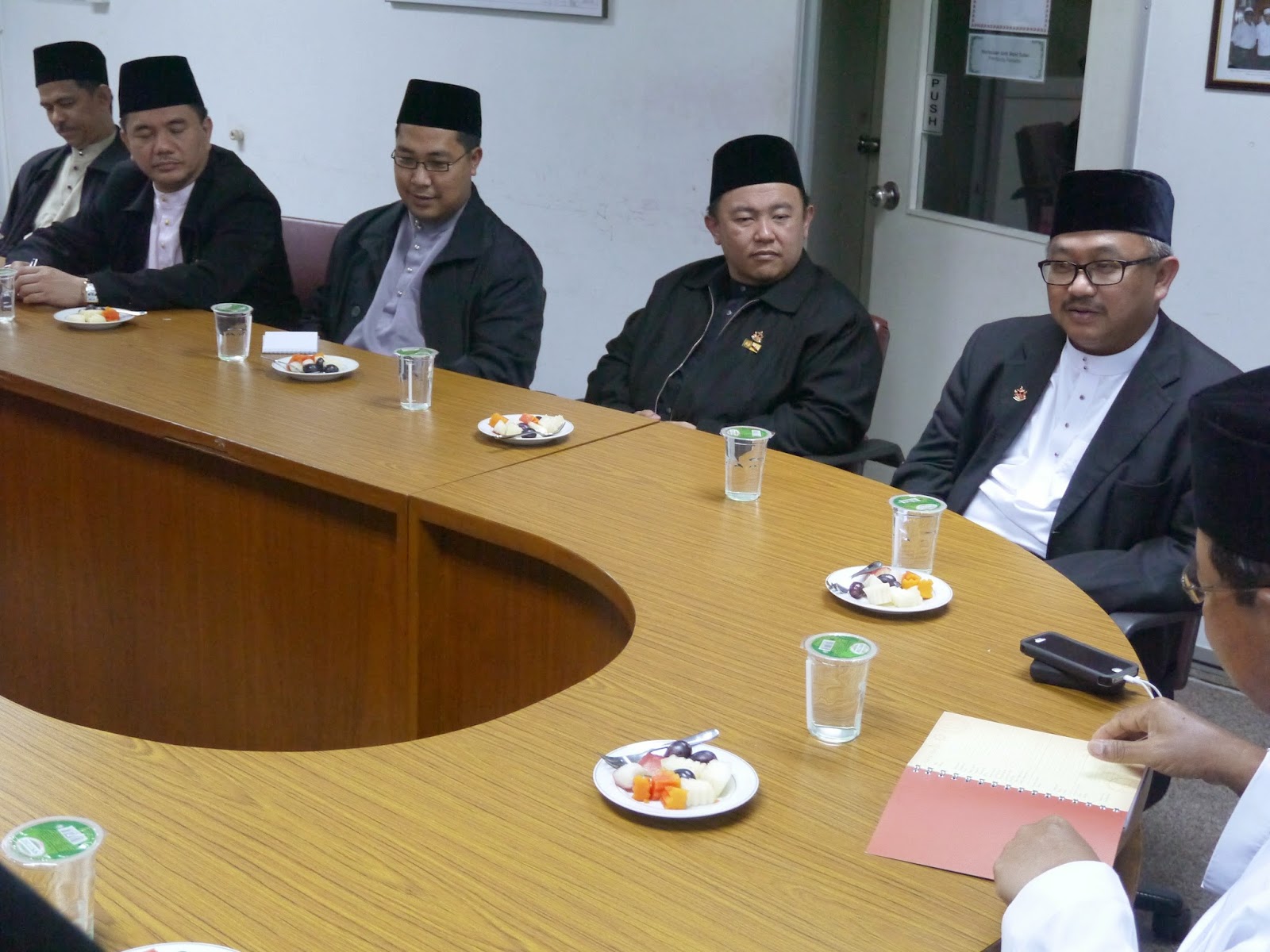 Masjid Saidina Abu Bakar As Siddiq, Bangsar.: LAWATAN PEGAWAI DARI ...