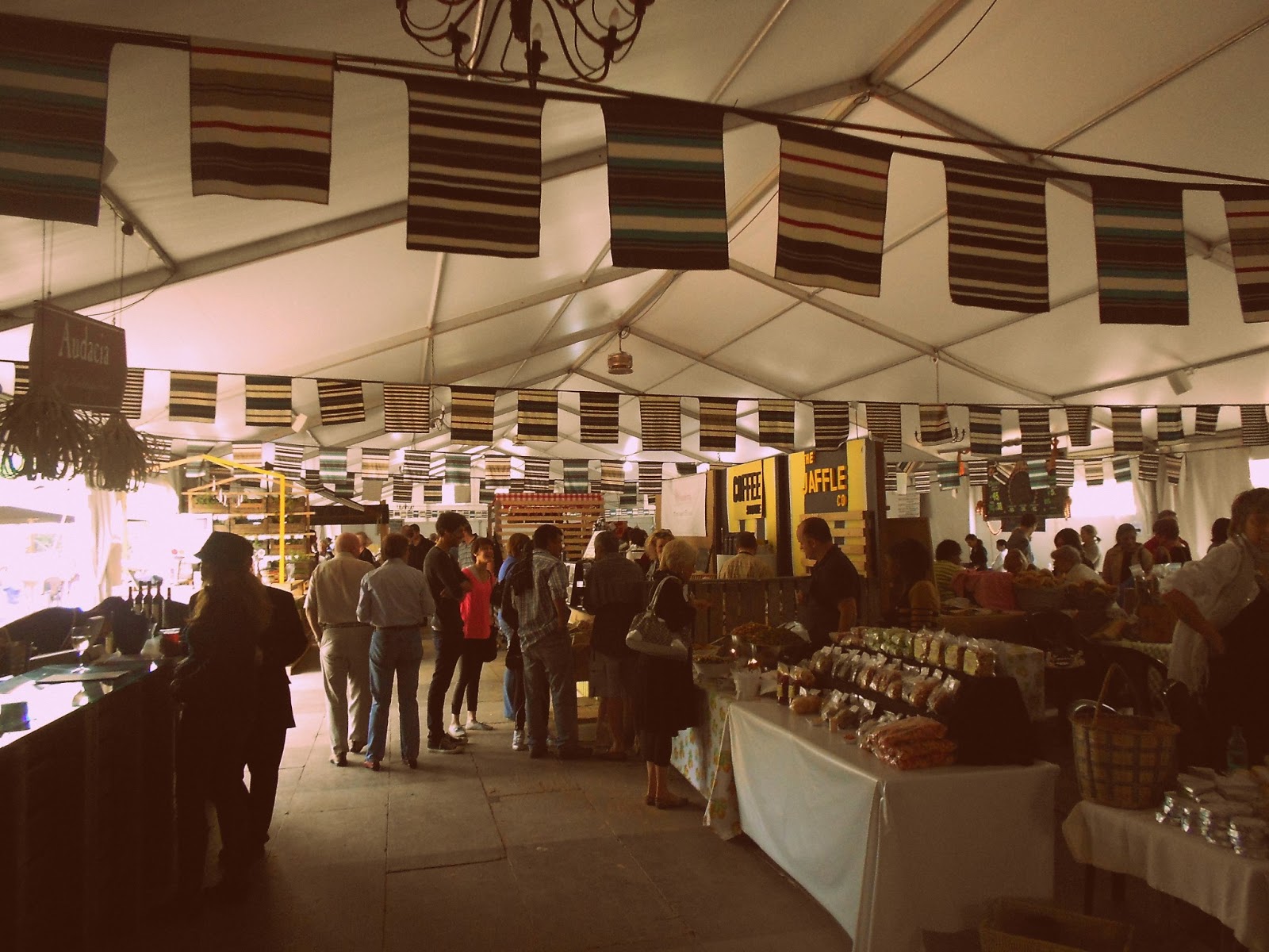 love hearts & food: Root 44 Market