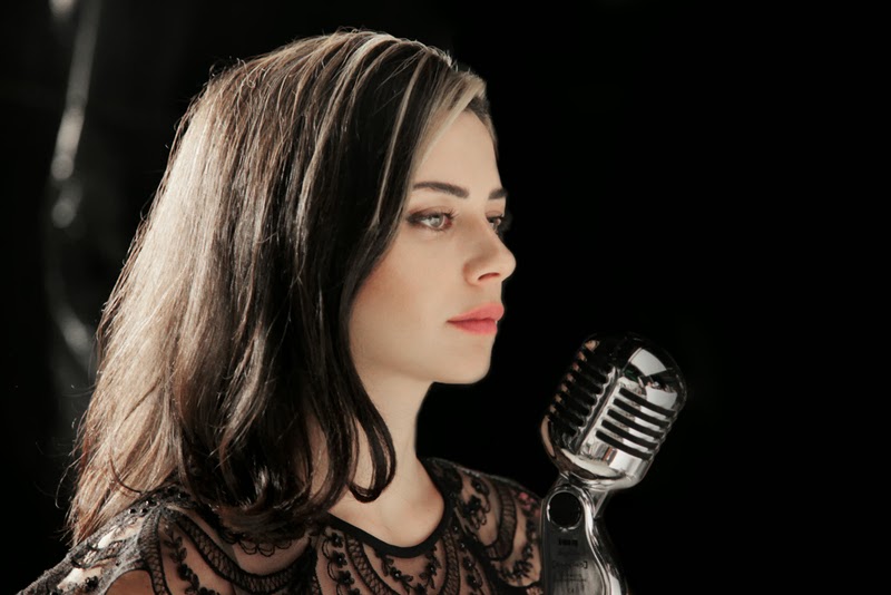 Israeli pop star Ninette Tayeb