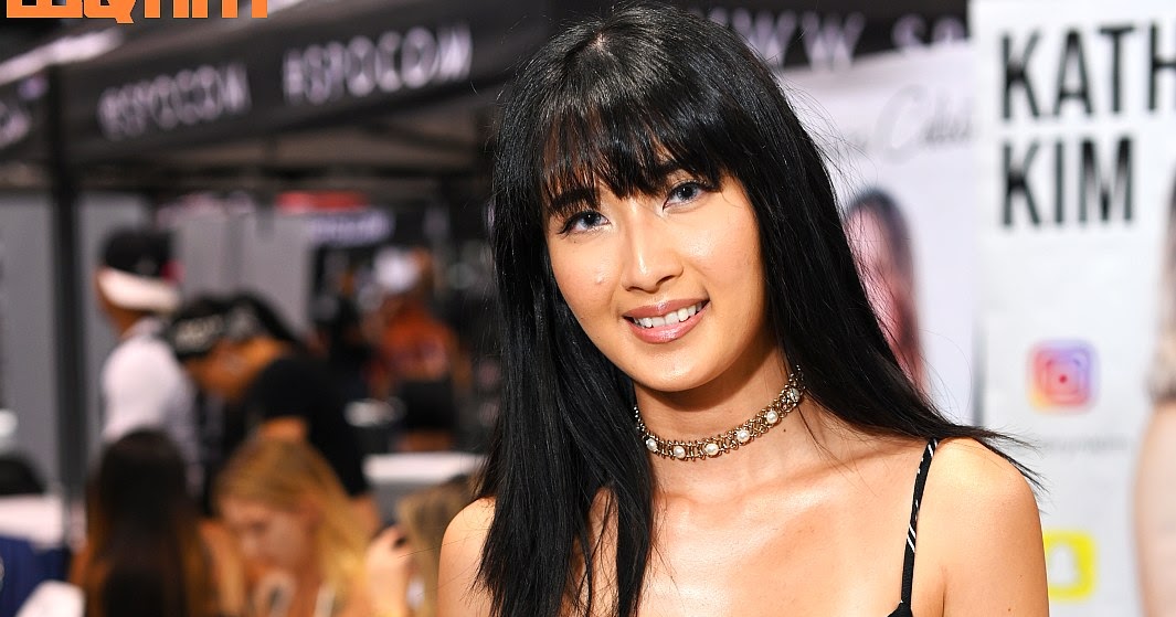 Feature Model Kerry at 2019 Spocom Super Show Anaheim @spocom #spocom ...