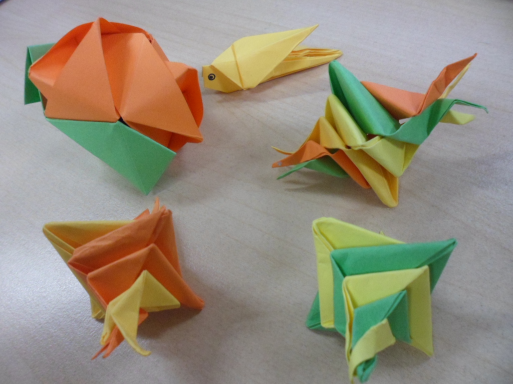 Fighting Fish Dress: Functional Acceptance Test & Origami for my cubicle.