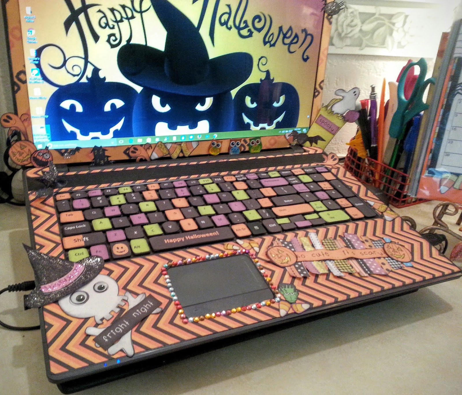 Diy Halloween Keyboard and Laptop For Sab's Spooky Space Challenge