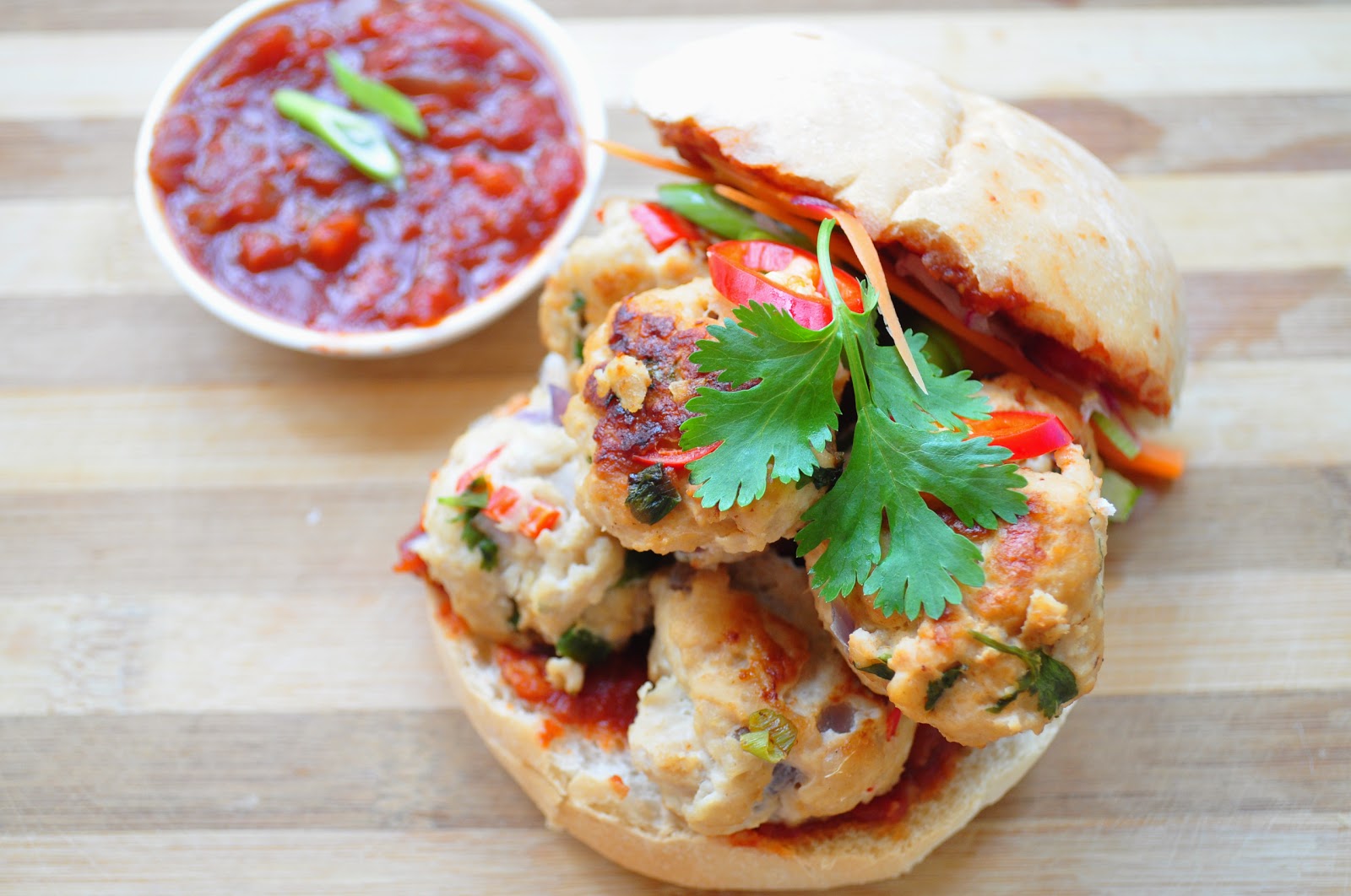 Busy Eating: Vietnamese Meatball Buns with a Spicy Tomato Sauce