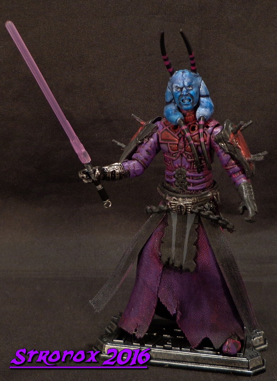 Stronox Custom Figures: Star Wars: Lord Goh