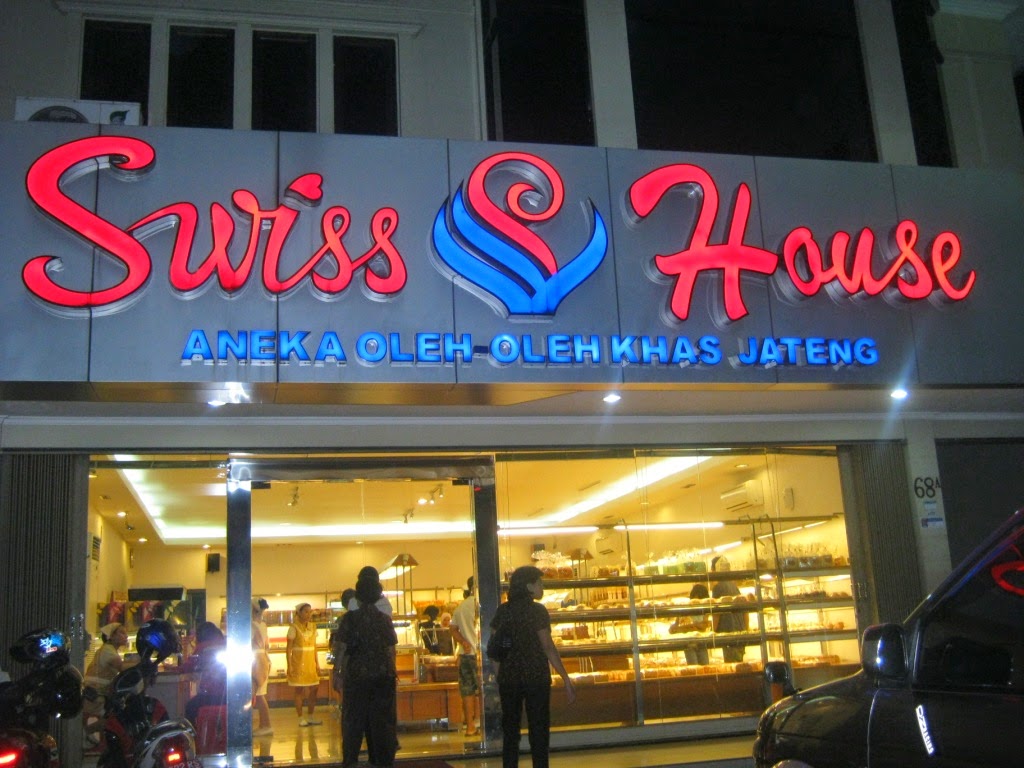 Toko Swiss House Bakery Semarang ~ catering murah di jakarta