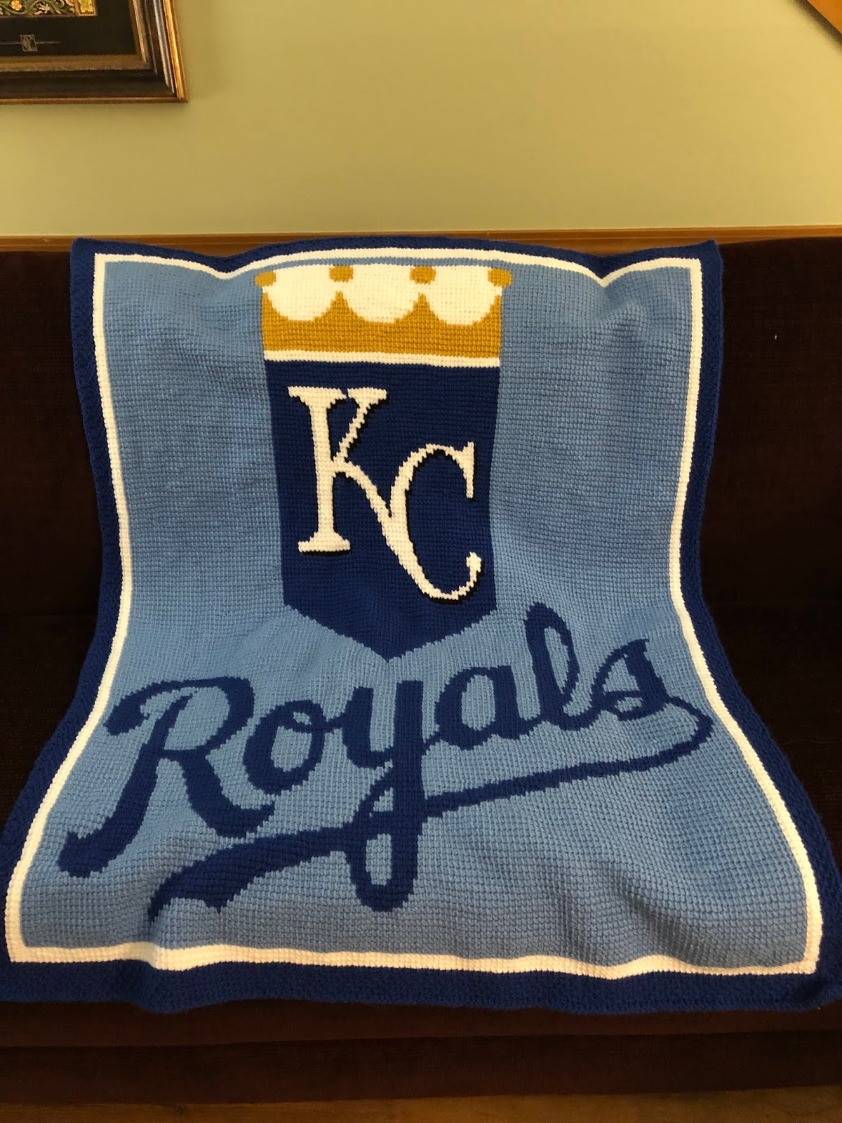 EASY PATTERNS: Kansas City Royals cross-stitch pattern