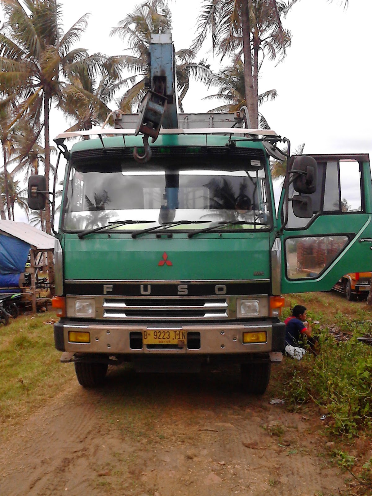 Jasa Angkutan Truk Tronton Kota Surabaya: Jasa Sewa Truk Fuso, Truk ...