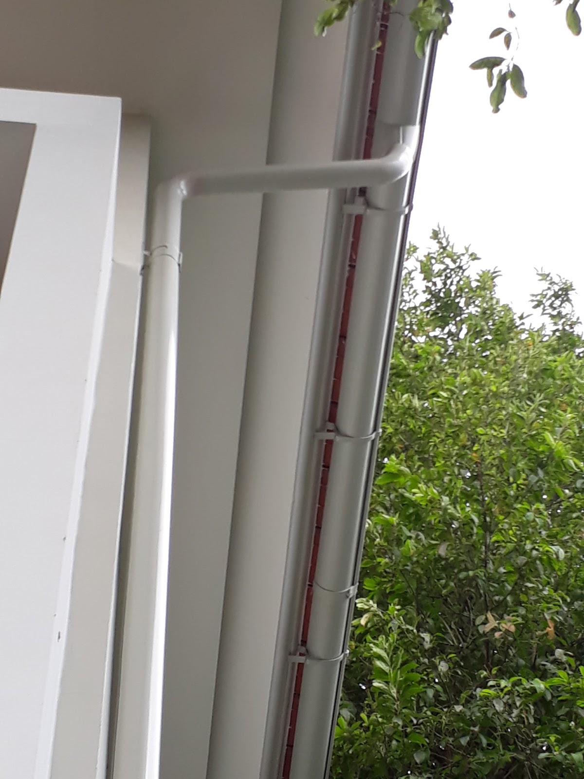 Finish Instalasi eSeMKa gutter | Talang Metal / Gutter Steel Talang Air ...