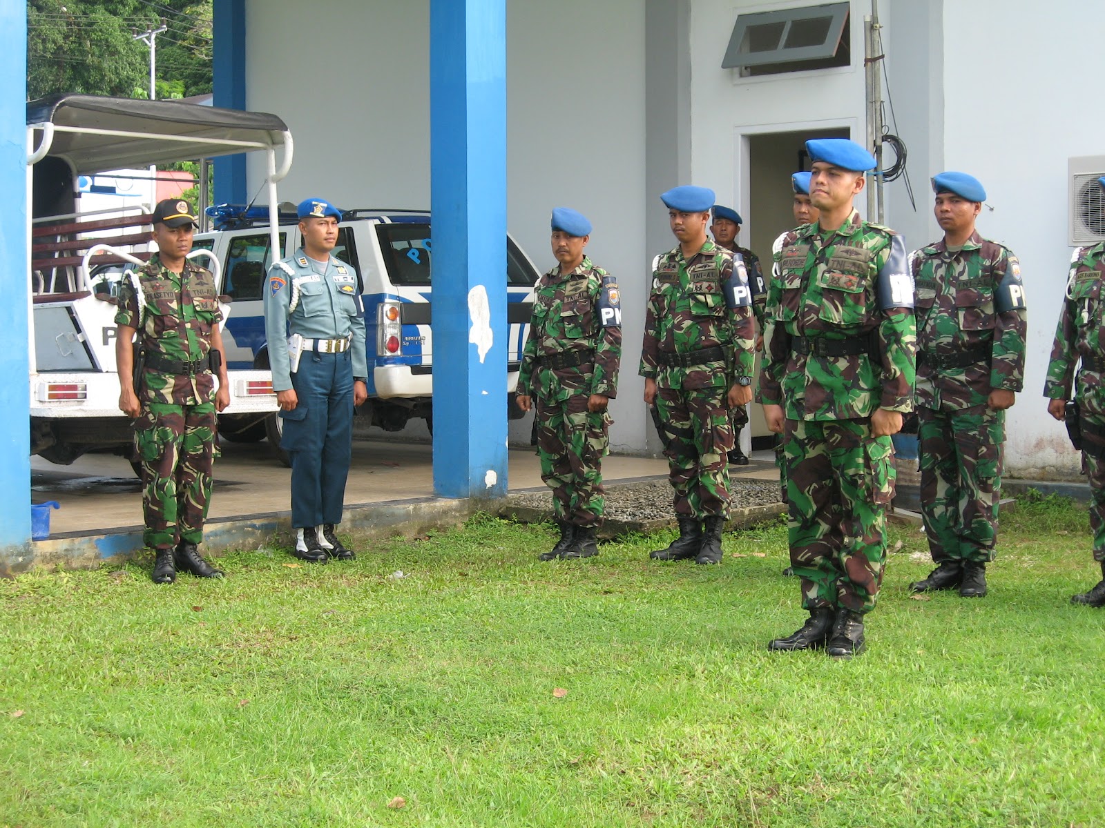 POLISI MILITER LANTAMAL IX AMBON: TRADISI PENERIMAAN ANGGOTA BARU POMAL ...
