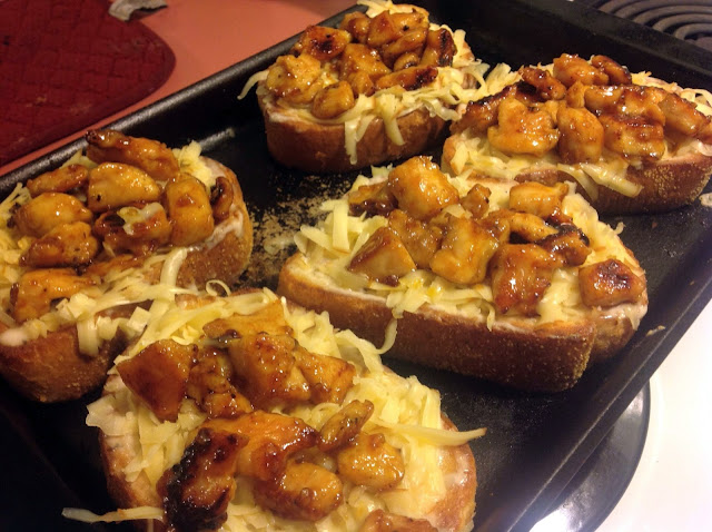 the dog mom: barbecue chicken texas toast