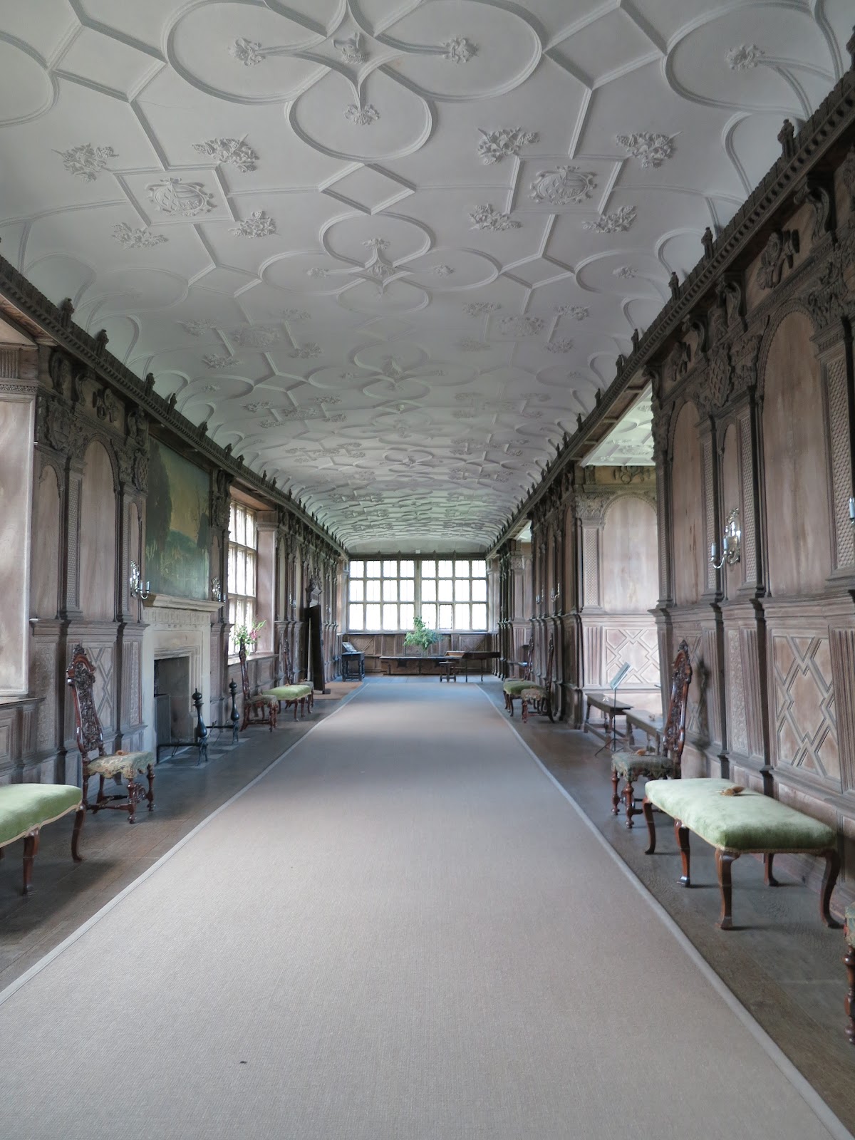 ARIZONA TRAVELER: LET'S TOUR HADDON HALL