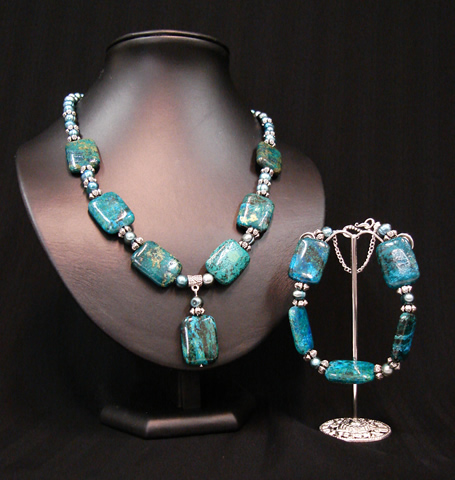 Why is Semi Precious Stone Jewellery So Popular?