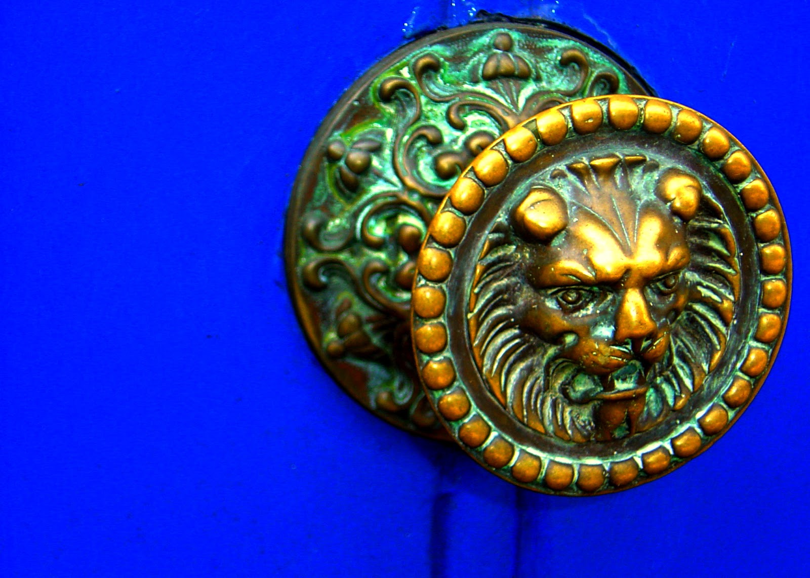 OBSERVATIONS WORKSHOP DOOR KNOBS DEATH observations-workshop-door-knobs-death